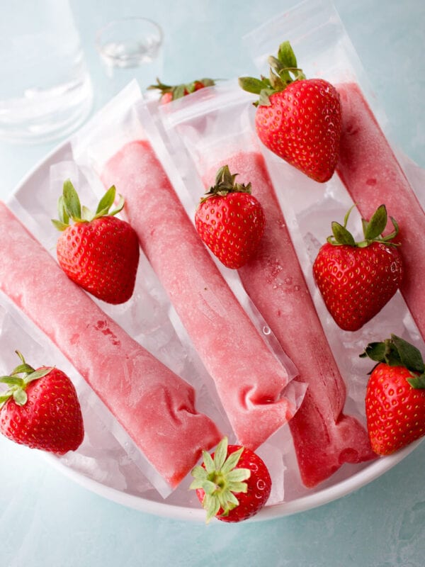 Strawberry Daiquiri Ice Pops | Boozy Popsicle Recipe - The Produce Moms