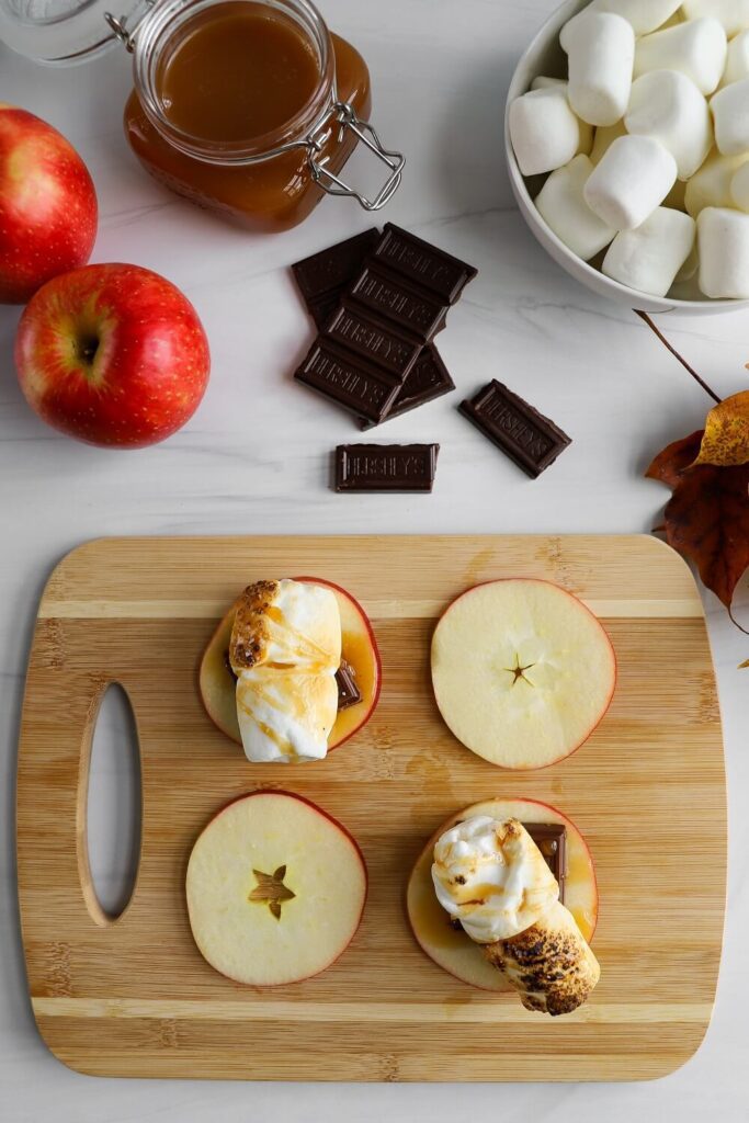 Caramel Apple S'mores - The Produce Moms