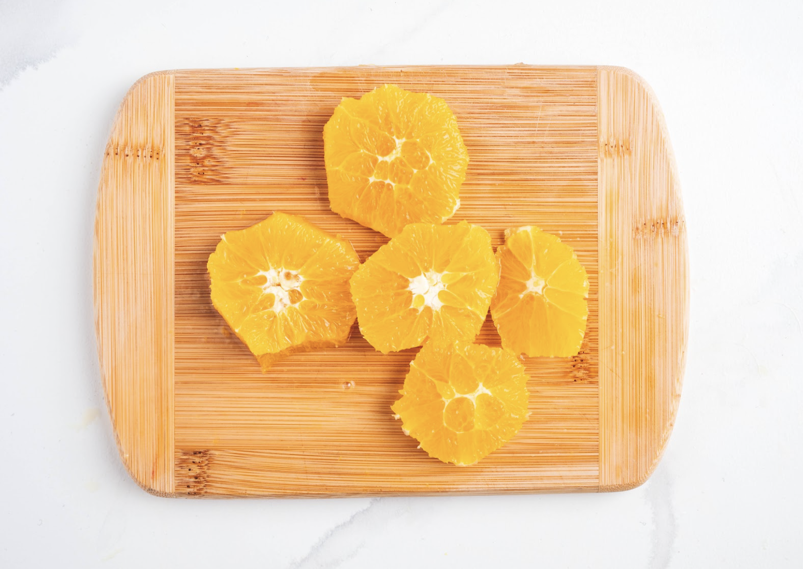 5 Ways to Cut a Navel Orange Like a Pro - The Produce Moms