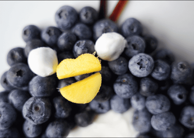 Blueberry Penguin Birthday Party Food Art Idea - The Produce Moms