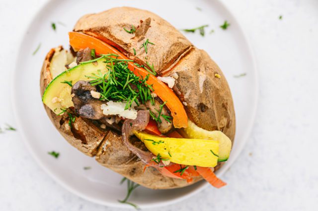 How to Make This Jacket Potatoes Recipe Veggie Style — Crispy, Fluffy ...