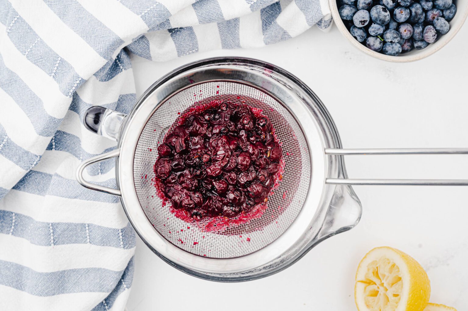 Refreshingly Crisp Blueberry Iced Tea With Lemon for Hot Summer Days ...