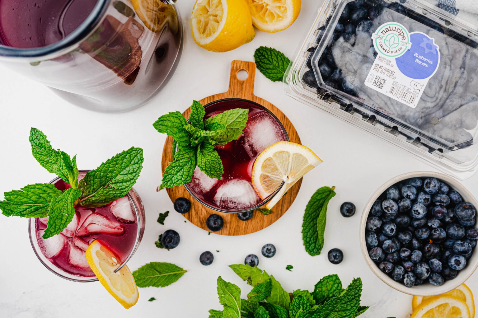 Refreshingly Crisp Blueberry Iced Tea With Lemon for Hot Summer Days ...