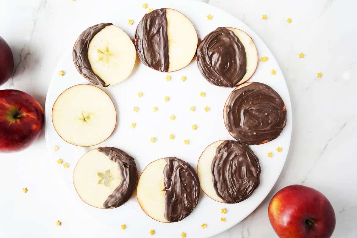 Total Eclipse — A Delicious Way to Recreate Moon Phases - The Produce Moms
