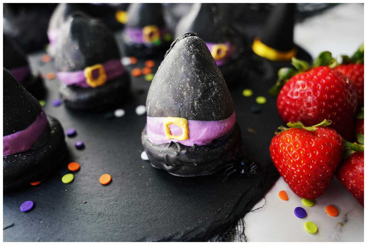 Spooktacular Oreo Witch Hats Recipe - The Produce Moms