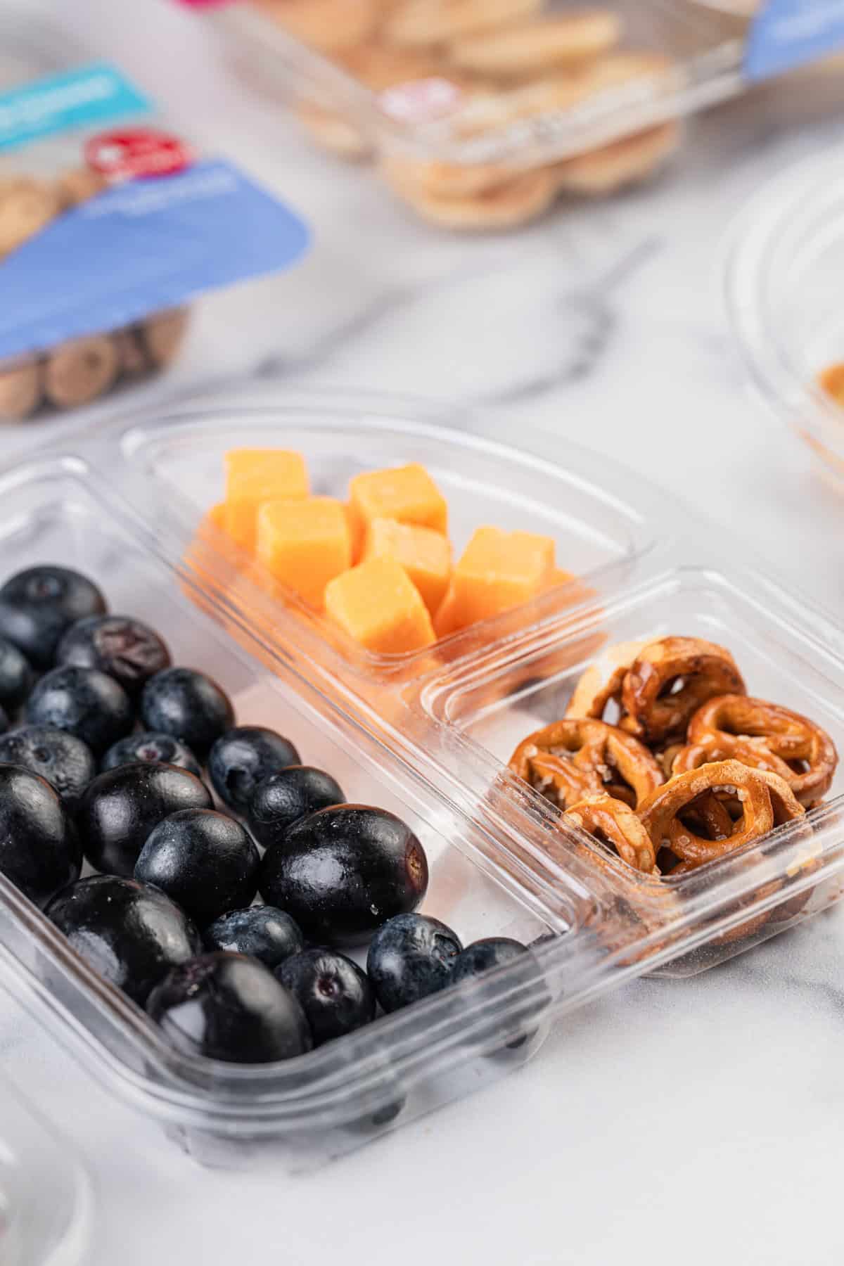 Easy Snacks—Berry Buddies Are The Produce Moms' New Favorite - The ...